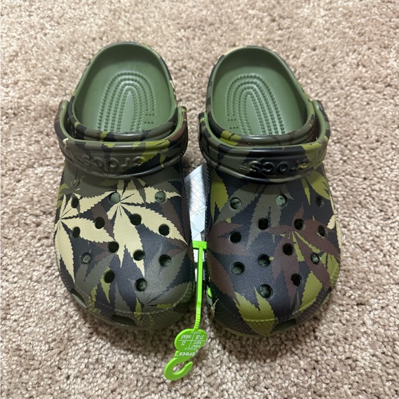 CROCS | Shoes | Crocs Hemp Camo | Poshmark